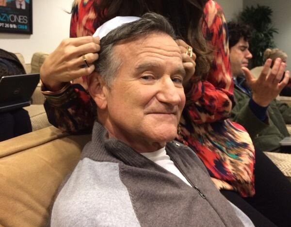 Photo of ‘Rabbi Robin’ Williams in Yarmulka Delights Twitter Fans ...