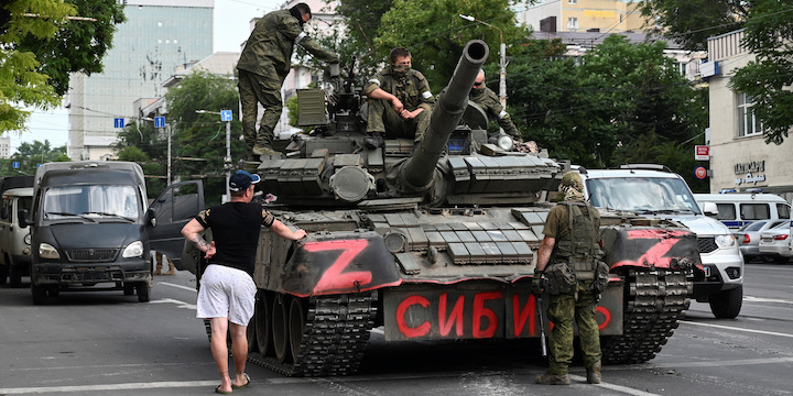 Rebel Russian Mercenaries Will Turn Back to Avoid Bloodshed, Leader ...